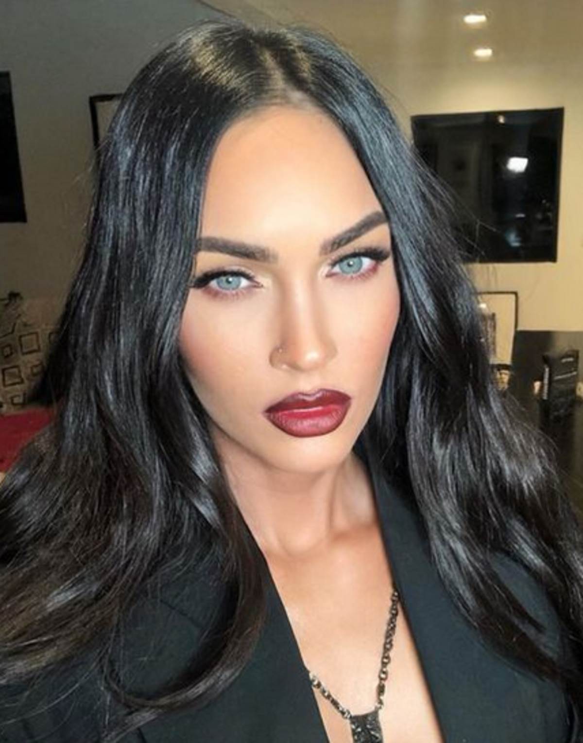 Megan Foks o sinu | Lepa i srećna