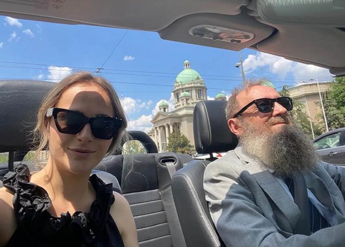 Voditeljka Vesna Marković o 36 godina starijem mužu Predragu | Lepa i ...