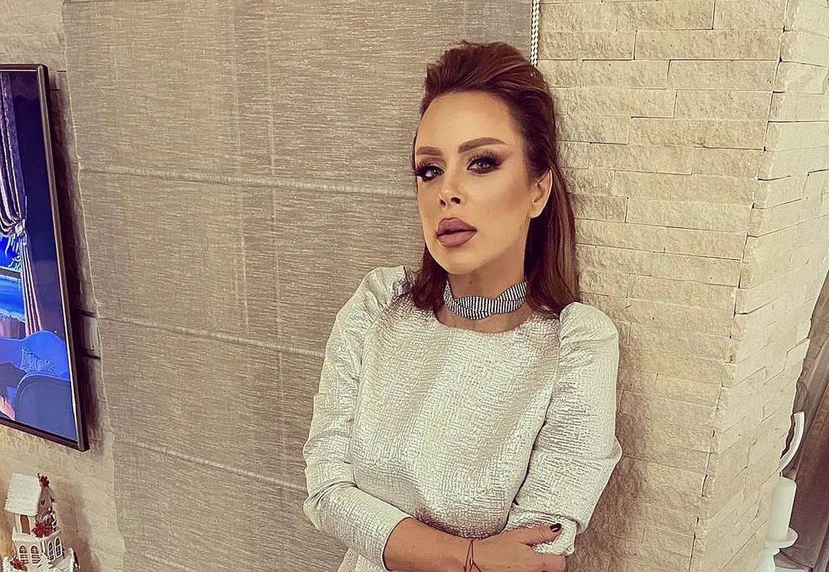 Kuća Slađa Alegro u poplavi u Obrenovcu | Lepa i srećna