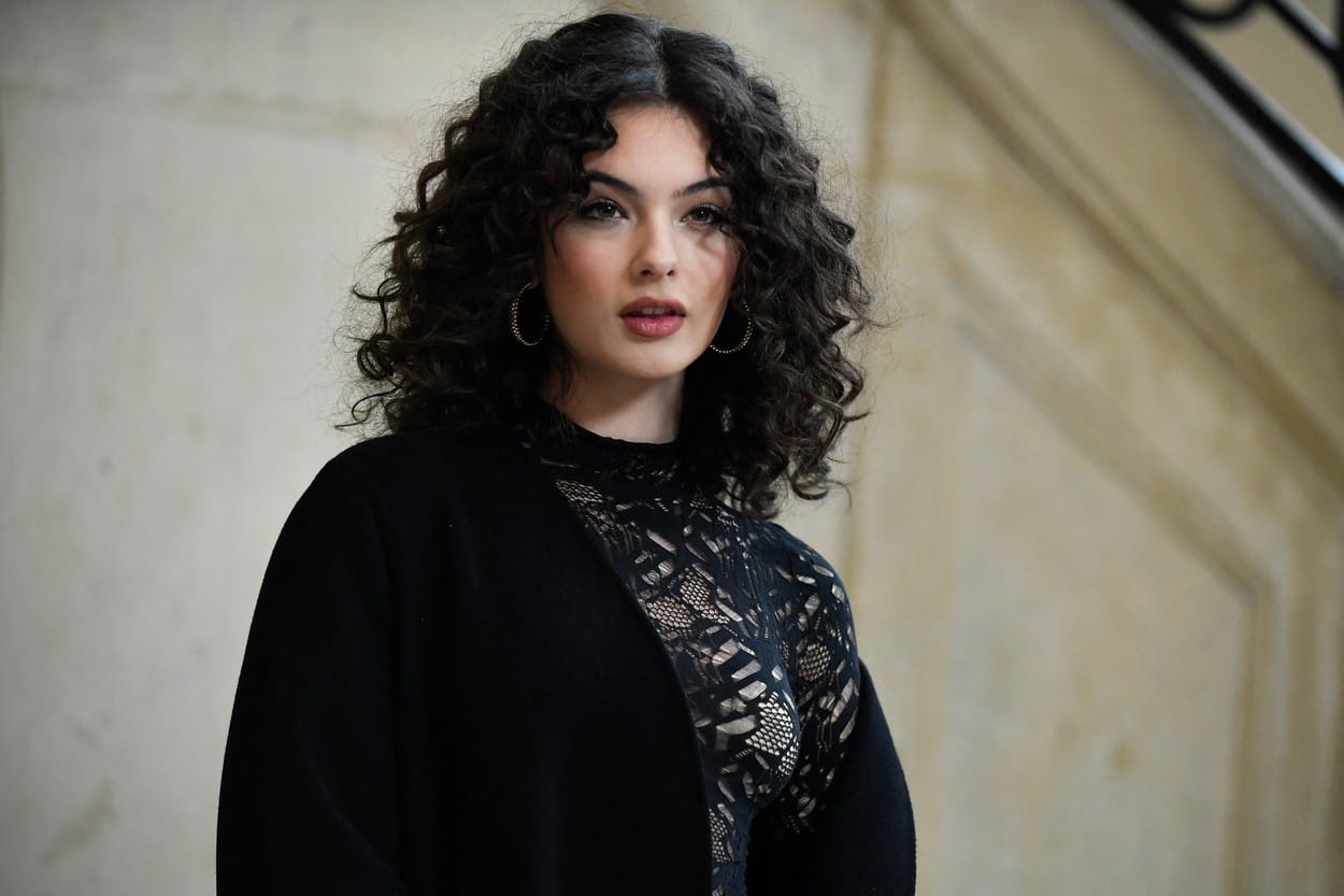 Ćerka Monike Beluči kopira majku | Lepa i srećna