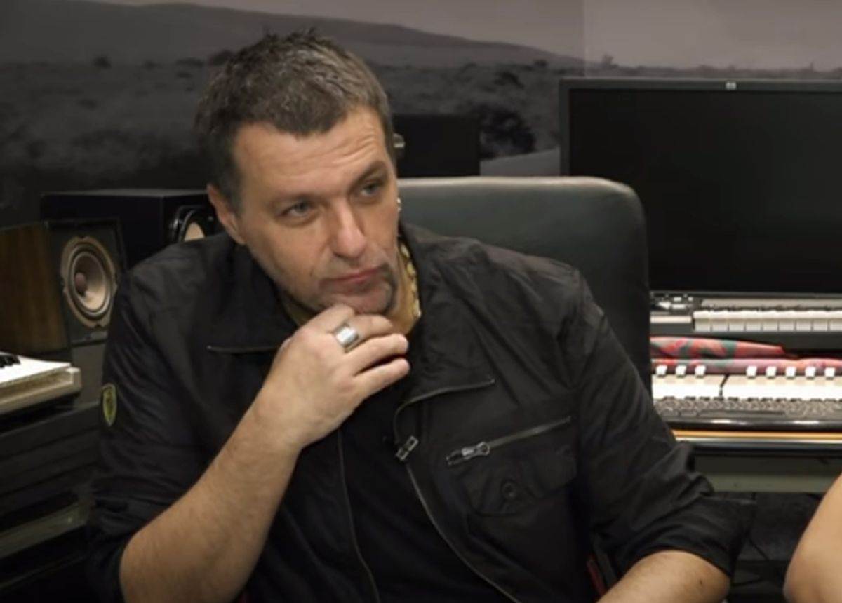 Sin Zvonimira Đukića Đuleta ne voli da se medijski eksponira | Lepa i ...