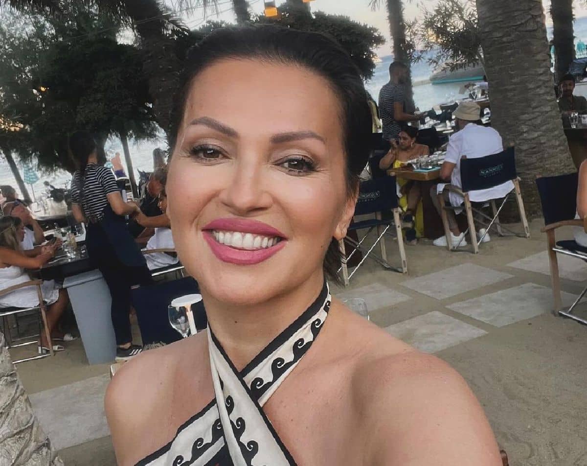 Nina Badrić Nosi Kupaći Kostim Luj Viton Lepa I Srećna