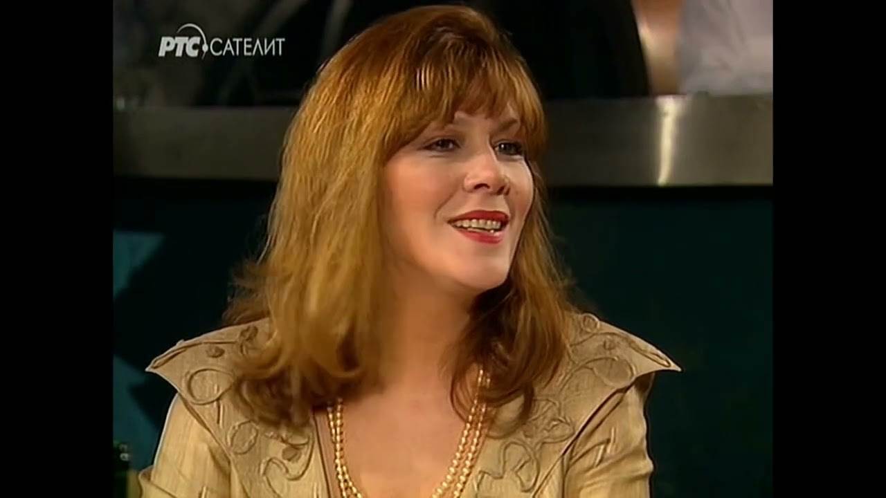 Moda iz serije Srećni ljudi šta se nosilo devedesetih | Lepa i srećna