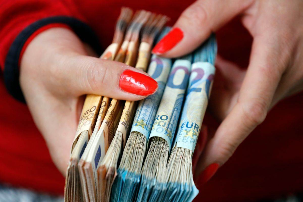 Finansijski dobici za 3 horoskopska znaka u aprilu 2025 | Lepa i srećna