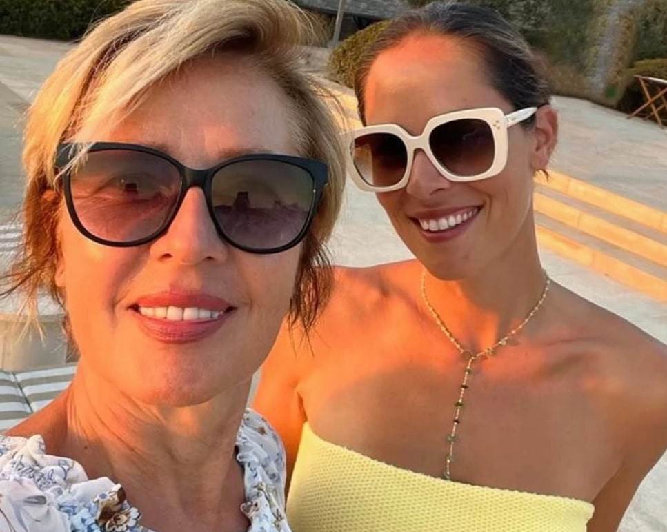 Majka Ane Ivanović zgodna i elegantna na letovanju u Firenci | Lepa i srećna