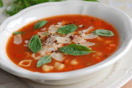 BRZA TOPLA PREDJELA: domaća instant minestrone supa (RECEPT) | Lepa i ...