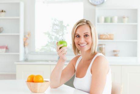 OBAVEZNO KONZUMIRAJTE OVU HRANU: 5 namirnica koje smanjuju rizik od nastanka raka dojke | Lepa i ...