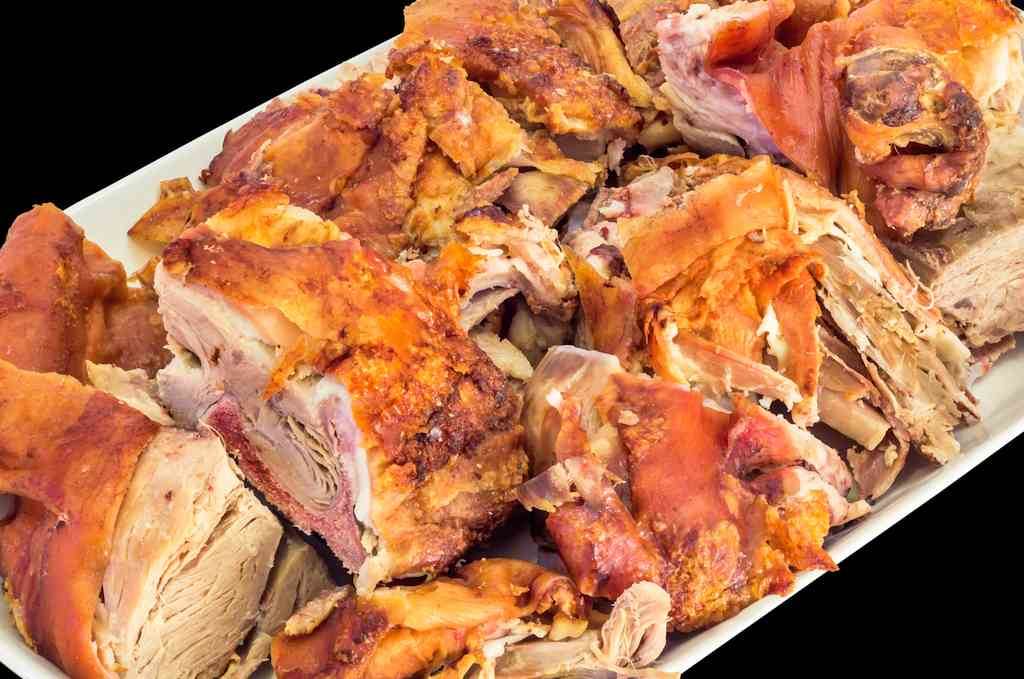 PEČENA SVINJSKA PLEĆKA I REBRA U RERNI: koliko dugo se peče prasetina i ...