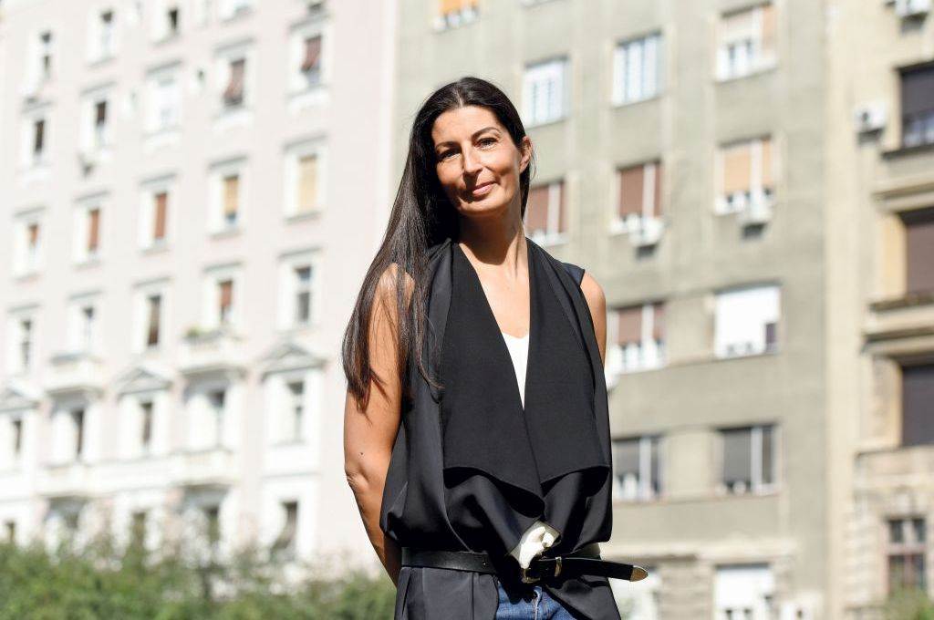 NEŽNA I JAKA BEOGRAĐANKA: Marija Aleksić, direktorka Muzeja afričke ...