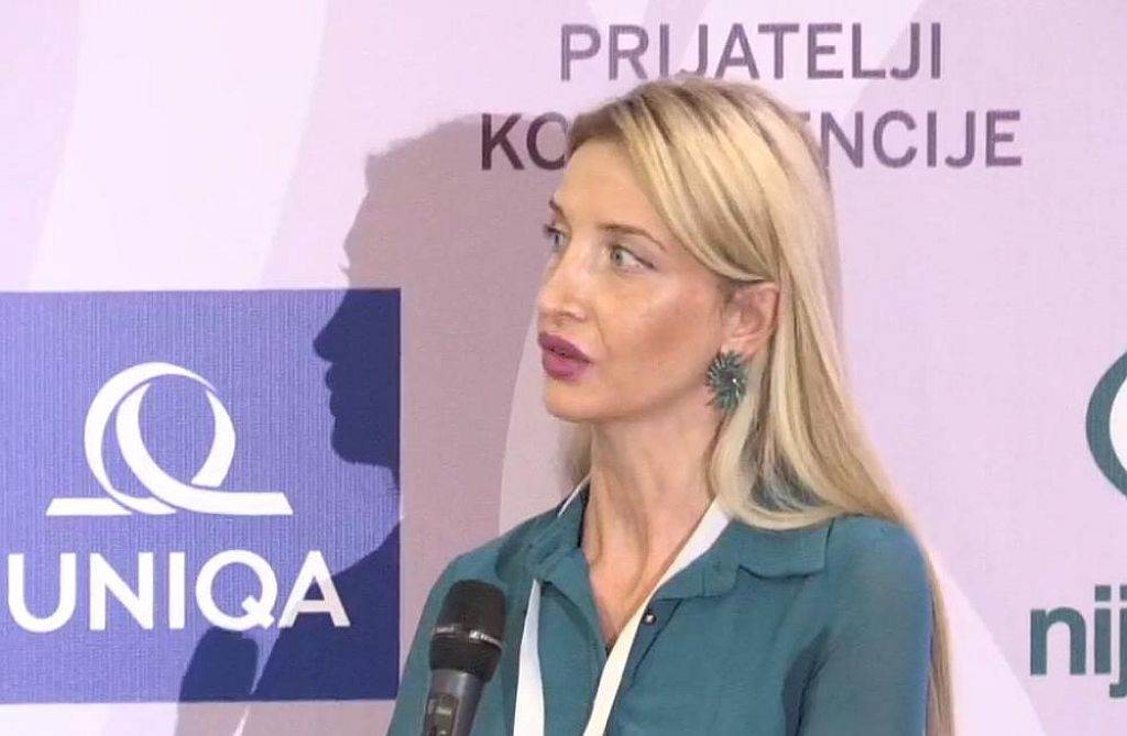 Zorka Inić opšti hirurg | Lepa i srećna