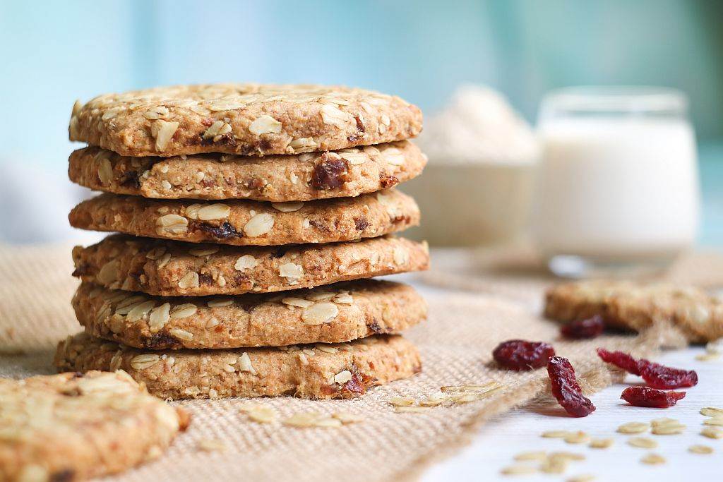 DOMAĆI INTEGRALNI KEKS: zdravi kolači od ovsenih pahuljica, priprema za ...