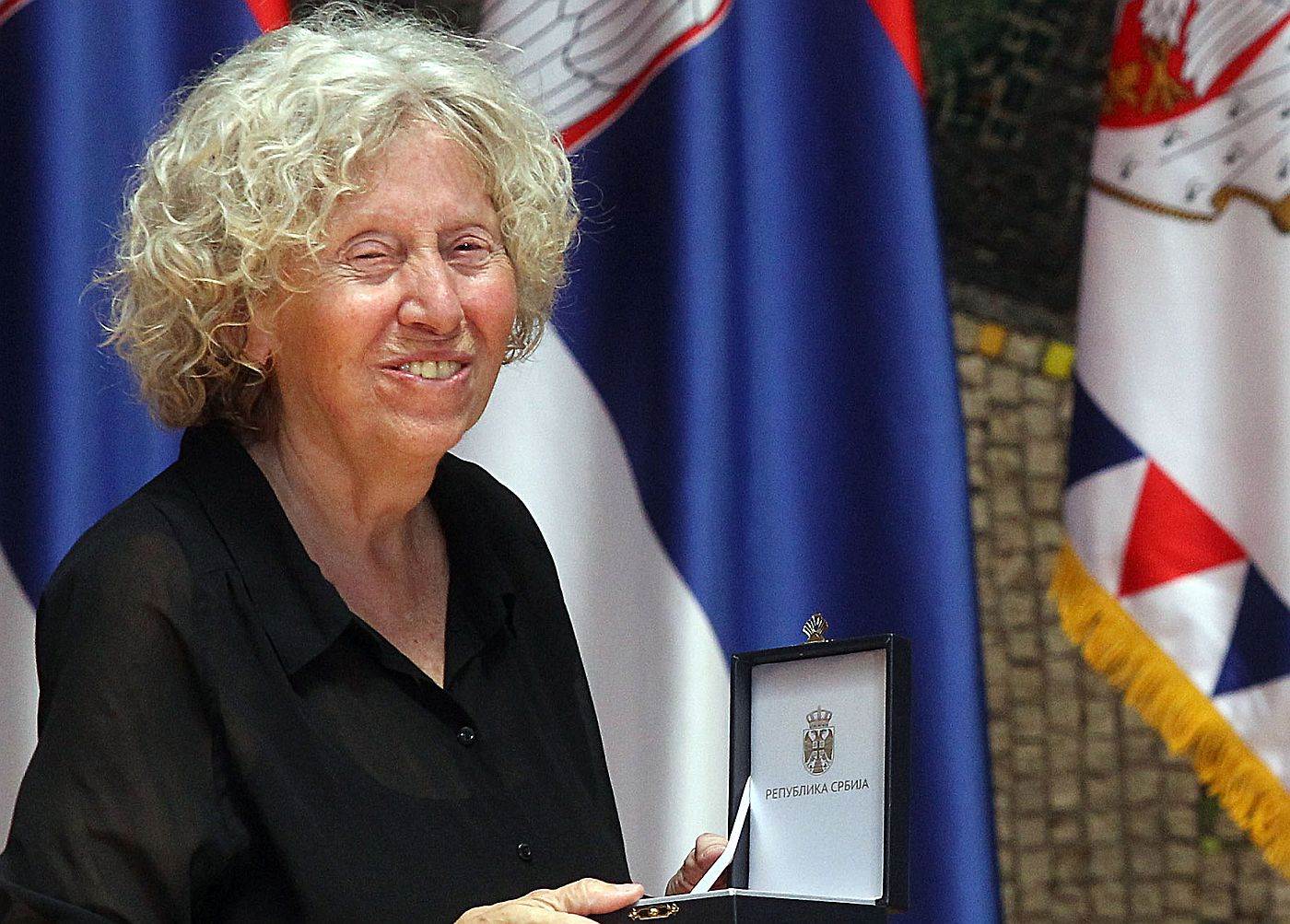 eva ras odlikovanje serija | Lepa i srećna