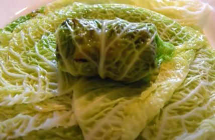 PIKANTNA KIKIRIKI SALATA: posno predjelo ili meze (RECEPT) | Lepa i srećna